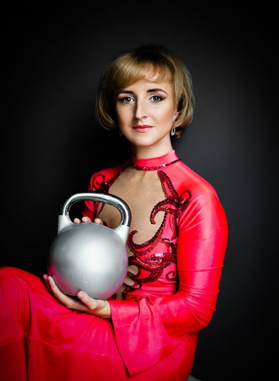 Oksana Nikifor Kettlebell Power Juggling Queen